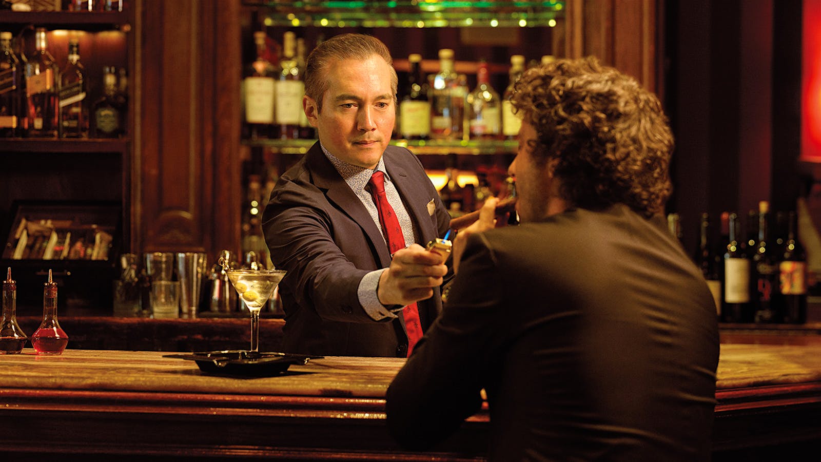 The Bar Scene | Cigar Aficionado