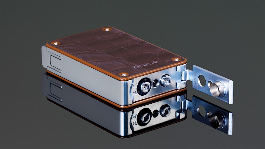 Siglo Accessory’s Mega Twin Flame Lighter | Cigar Aficionado