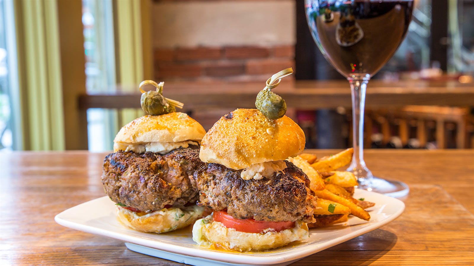 Turning Tables: New York City's Somms and Sliders Will Celebrate Napa Wines